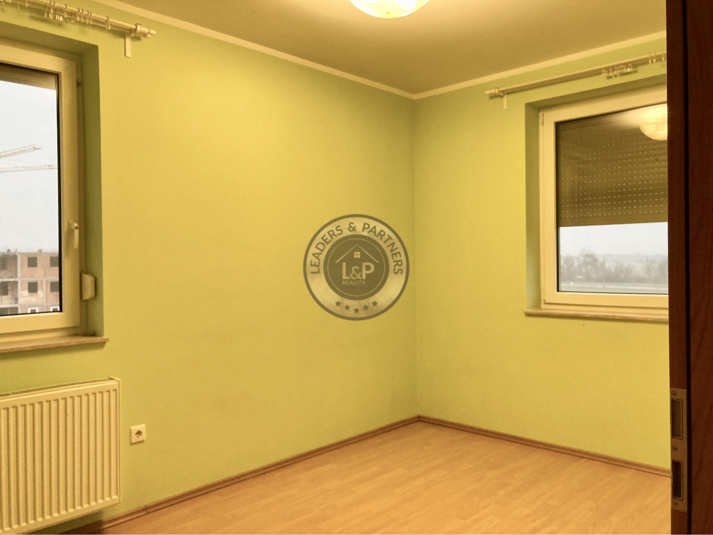 Rezervované - PRENÁJOM 3 izbový byt Rajka | L&P reality