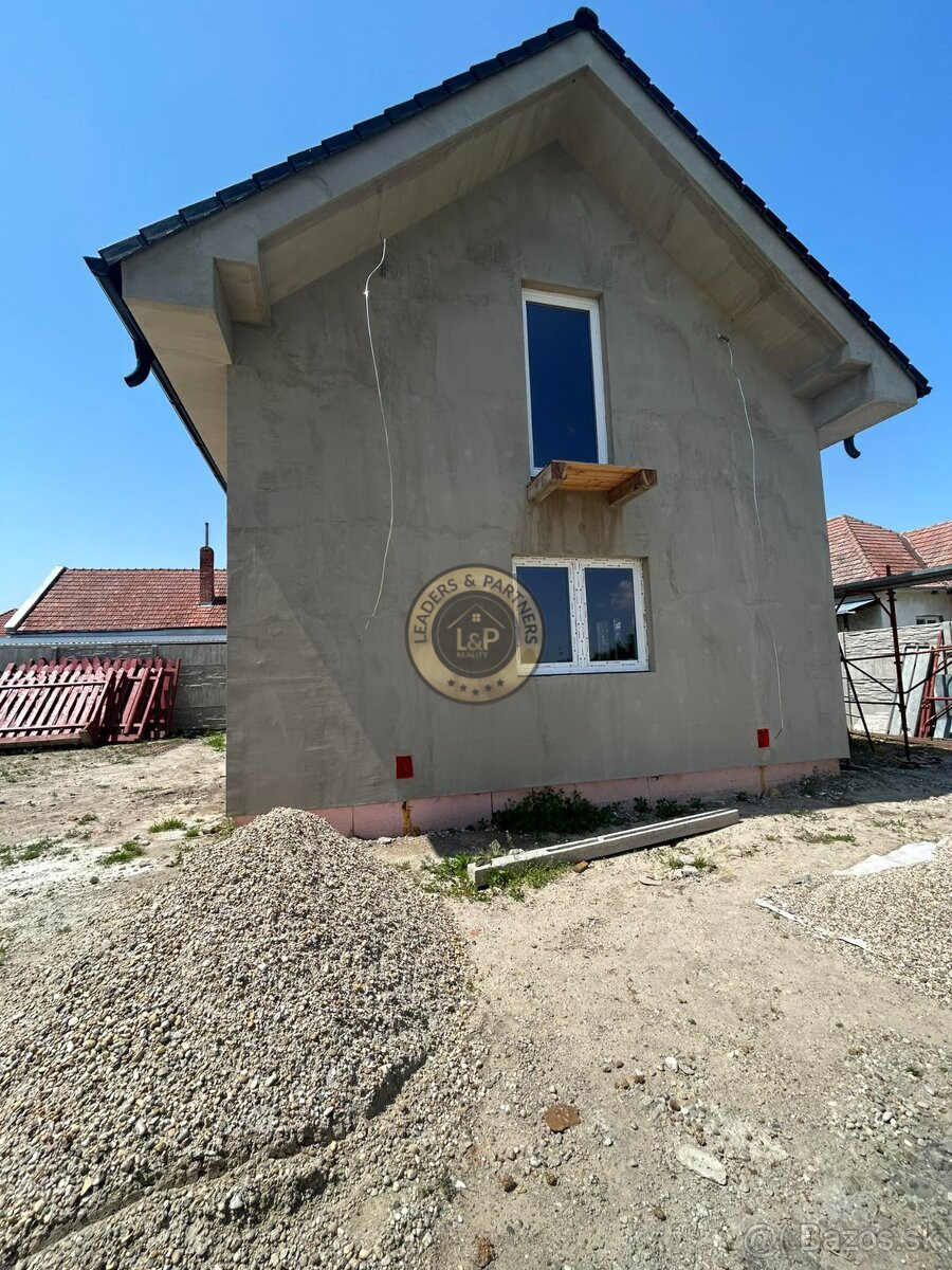 NA PREDAJ - RODINNÝ DOM - MALÁ PAKA | L&P reality